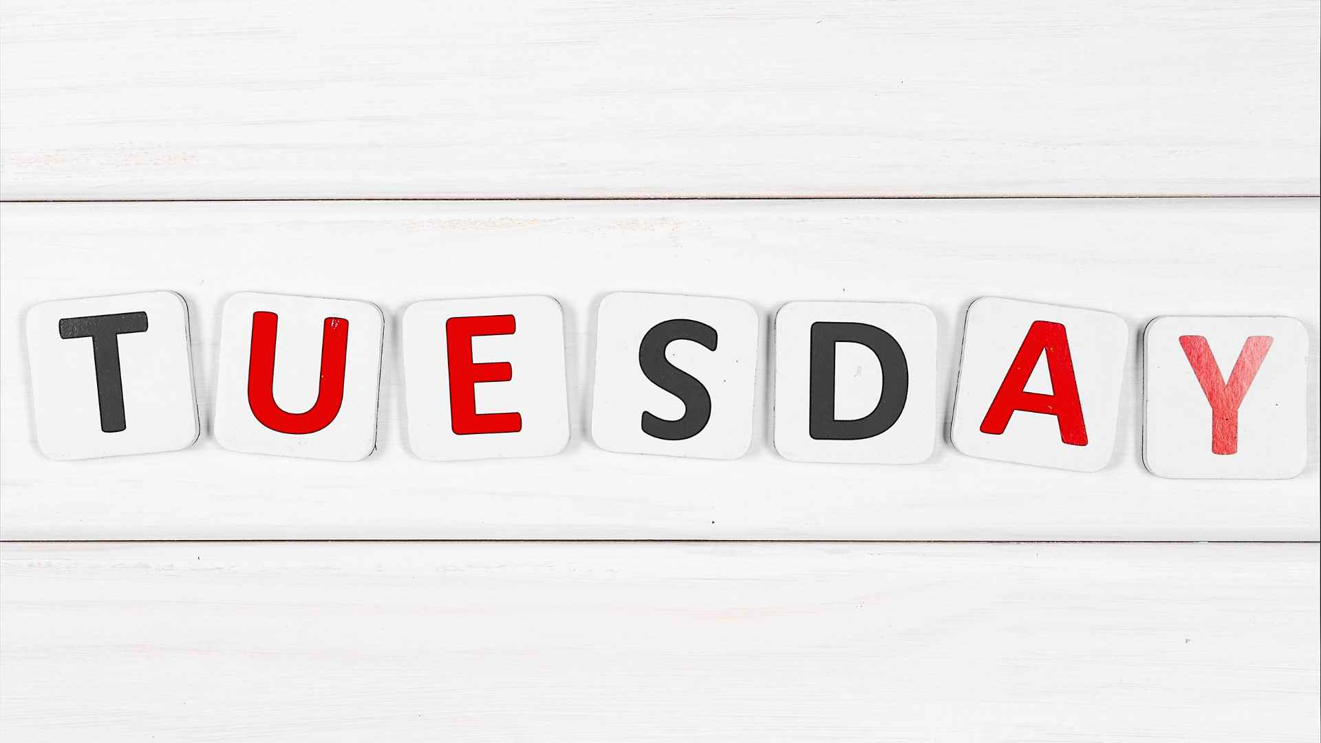 145 Tuesday Puns: Start Your Week with Laughs