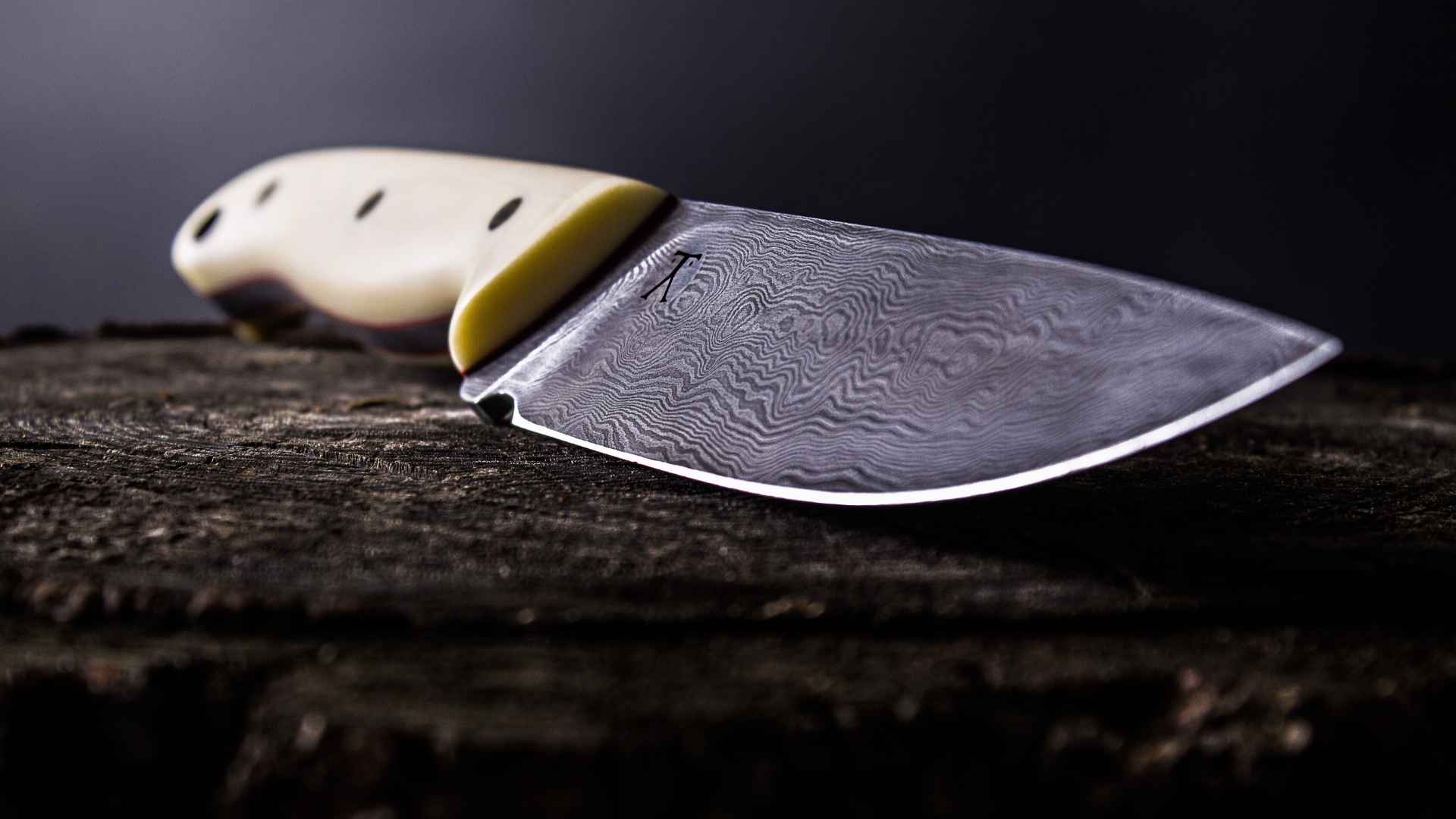 145 Knife Puns That Will Cut Through the Competition