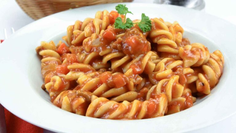 145 Pasta Puns That Are Im-Pastably Funny