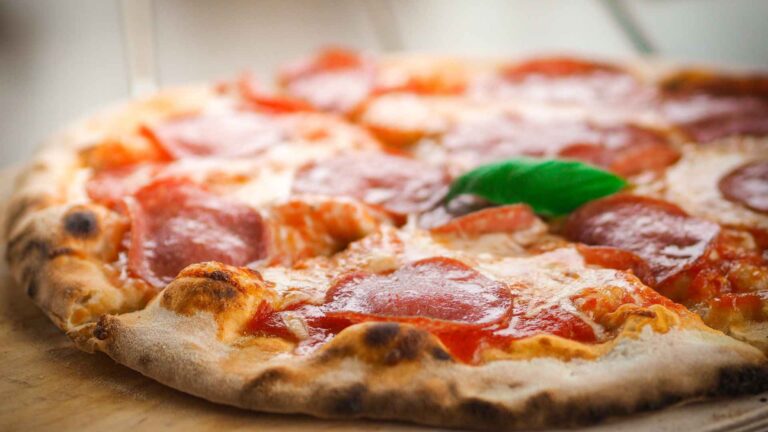 145 Pizza Puns That Will Make You Want a Slice Right Now!