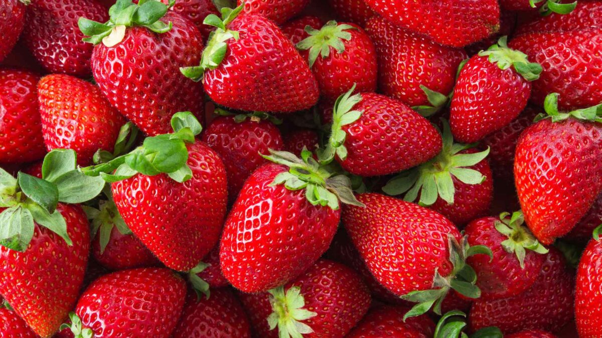 145 Strawberry Puns That Will Make You Laugh
