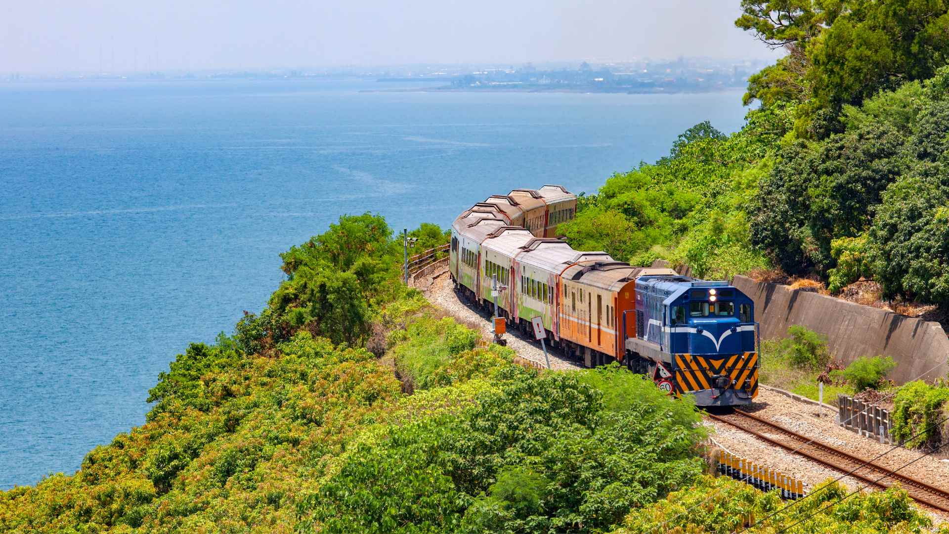145 Train Puns: All Aboard the Laughter Express!