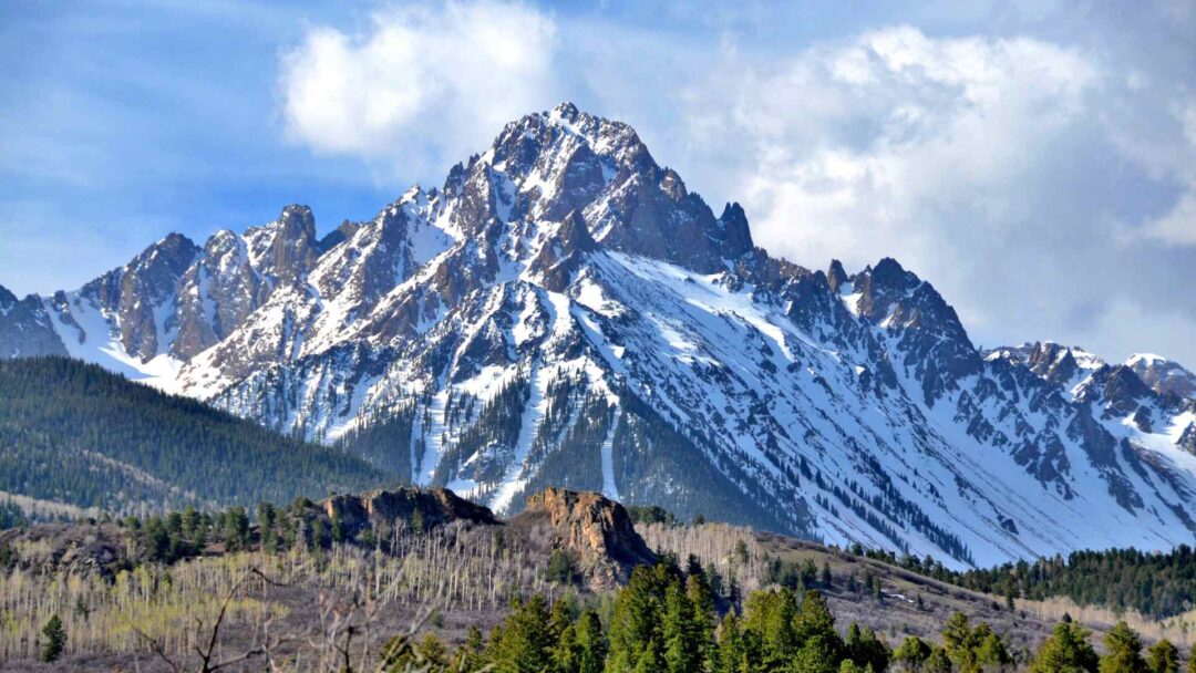 145 Mountain Puns That Will Summit Your Day
