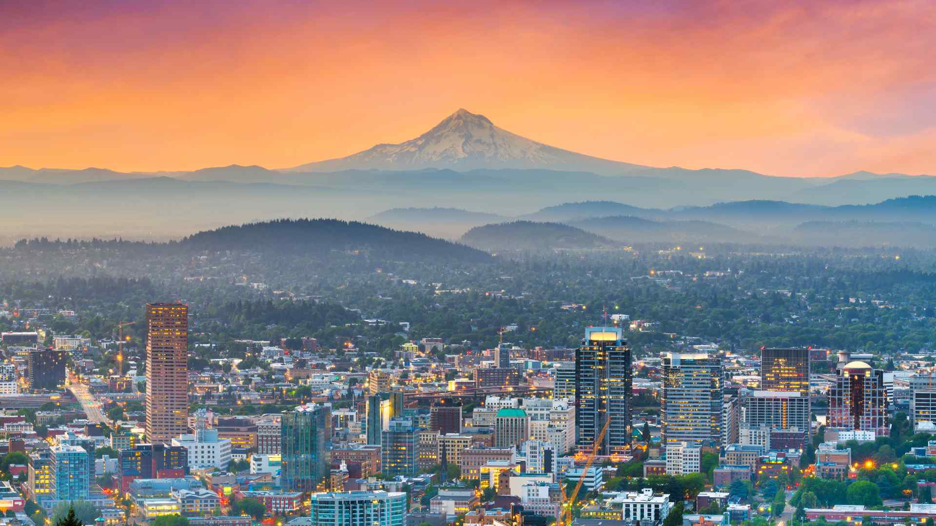 145 Oregon Puns That Will Have You Laughing